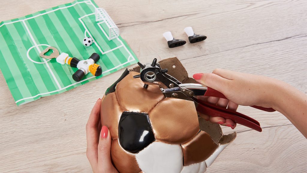 Upcycling-Idee für Fußball-Fans - Carl Kaechelen GmbH